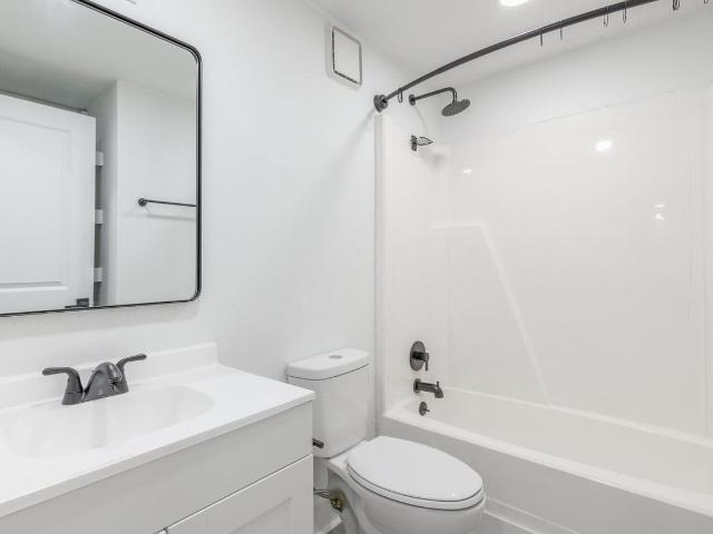 Flats at 2875 2 Bedroom Apartment for Rent at 2875 Palumbo Dr, Lexington, KY 40509