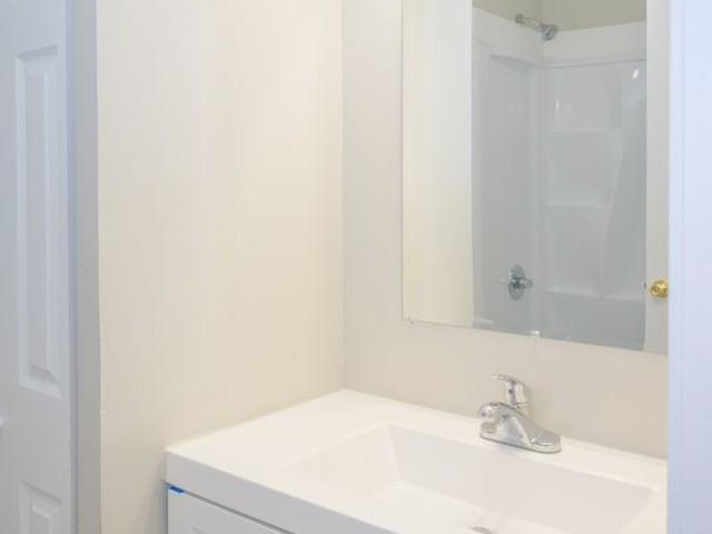 Flats at Fontaine 1 Bedroom Apartment for Rent at 2200 Dinsmore Dr, Lexington, KY 40502