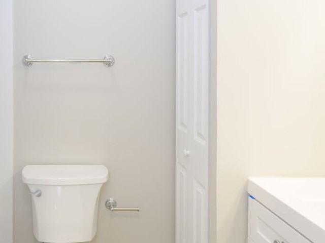 Flats at Fontaine Studio Apartment for Rent at 2200 Dinsmore Dr, Lexington, KY 40502