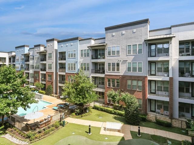Flats at Frankford Station 2 Bedroom Apartment for Rent at 1652 W Frankford Rd, Carrollton, TX 75007