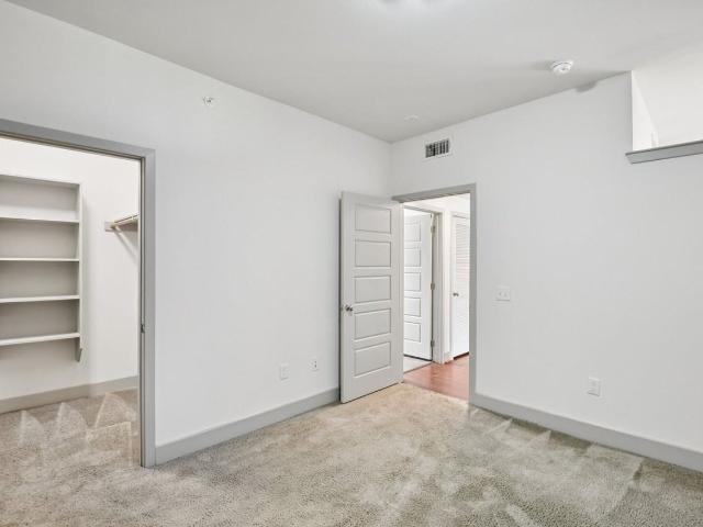 Flats on Tanglewilde Studio Apartment for Rent at 2630 Tanglewilde St, Houston, TX 77063 Woodlake Briar Meadow