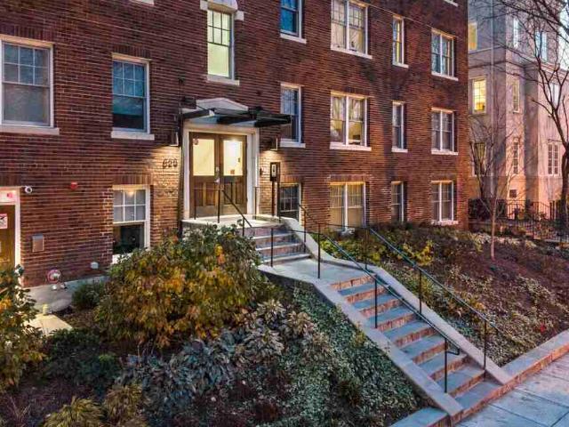 Flats on the Hill 5 Bedroom Apartment for Rent at 529 G St Se, Washington, DC 20003 Capitol Hill