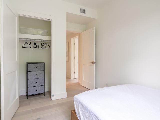 Flats on the Hill 1 Bedroom Apartment for Rent at 529 G St Se, Washington, DC 20003 Capitol Hill