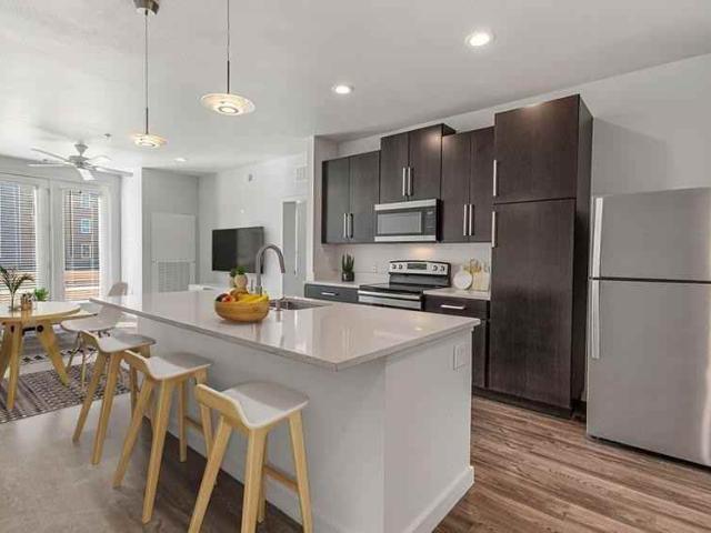 FLATZ 432 2 Bedroom Apartment for Rent at 1200 Albert Ave, Midland, TX 79701