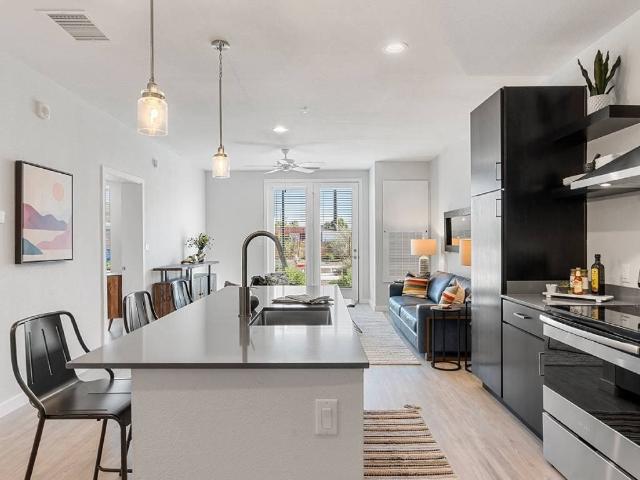 FLATZ 602 1 Bedroom Apartment for Rent at 6025 W Thomas Rd, Phoenix, AZ 85033