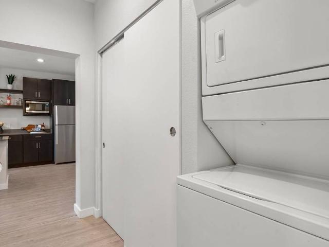 FLATZ 602 2 Bedroom Apartment for Rent at 6025 W Thomas Rd, Phoenix, AZ 85033