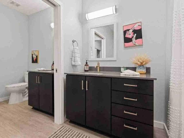 FLATZ 602 Studio Apartment for Rent at 6025 W Thomas Rd, Phoenix, AZ 85033