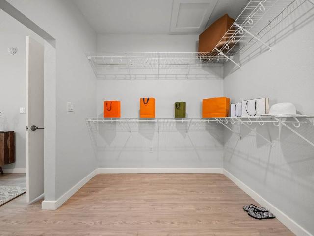 FLATZ 602 Studio Apartment for Rent at 6025 W Thomas Rd, Phoenix, AZ 85033
