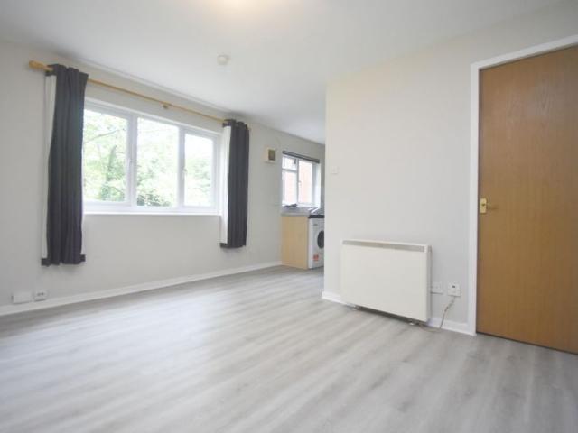 Flaxfield Court, Basingstoke