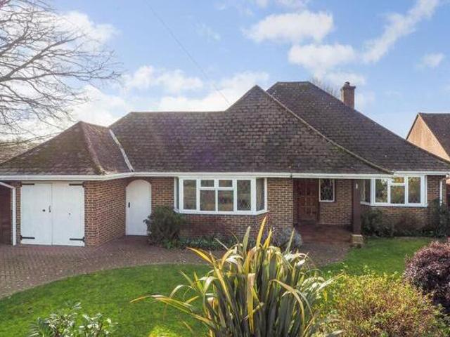 Flaxman Avenue, Chichester, 3 Bedroom Detached