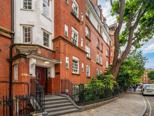 Flaxman Terrace, Bloomsbury, London. 1 bed flat to rent £2,600 pcm £600 pw