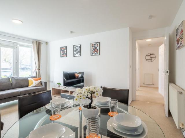 Flack End, Cambridge CB4 2 bed flat to rent £3,701 pcm £854 pw