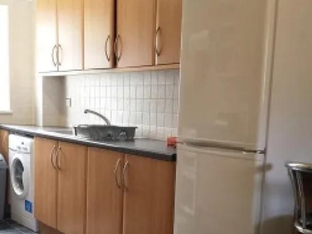 Fladbury Crescent, Metchley, B29 6PL, United Kingdom | Room for rent #118242528 | Rentberry