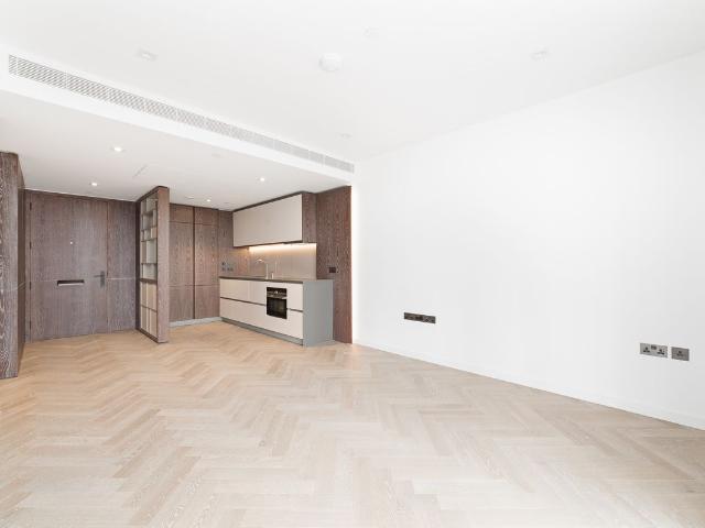 Fladgate House, Circus Road West, London SW11, 2 bed flat to rent, £4,300 pcm | PrimeLocation