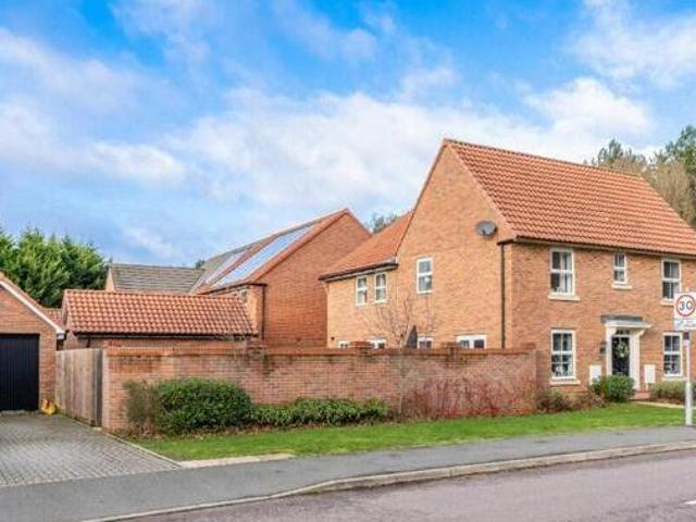 Flag Cutters Way, Horsford, 3 Bedroom Semi detached