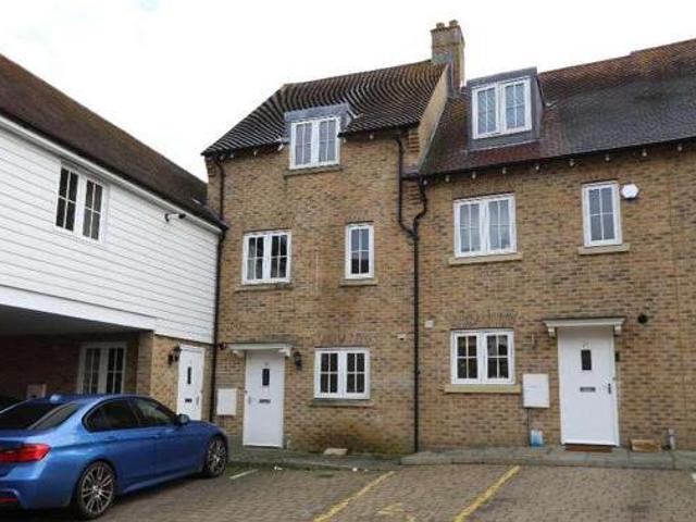 Flagstaff Court, Canterbury, 4 Bedroom House