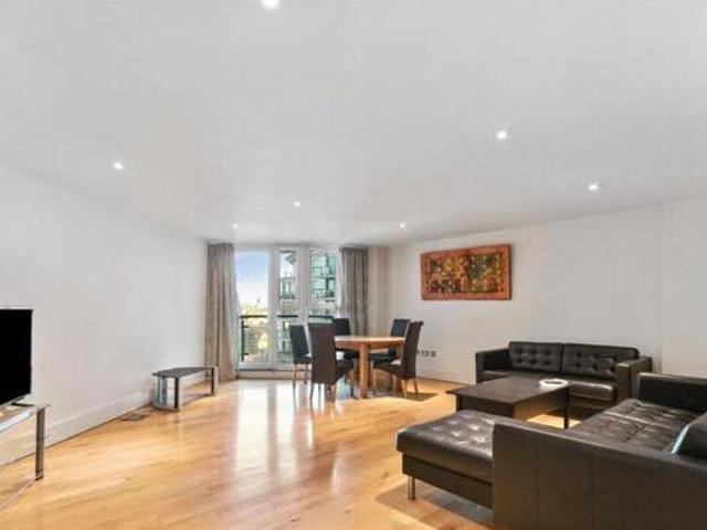 Flagstaff House, St George Wharf, 2 Bedroom Flat