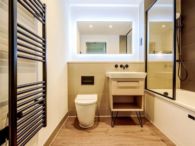 Flagstaff Road, Reading, RG2 6BU