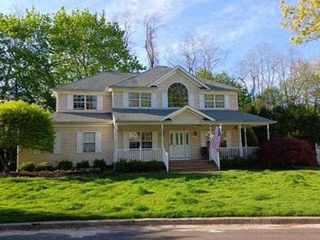 Flagpole Ln