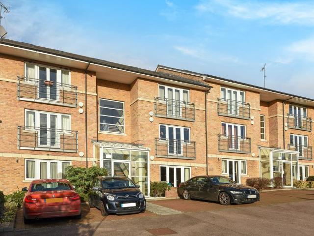 Flamsteed Court, London, SE13 2 bed apartment to rent £1,950 pcm £450 pw
