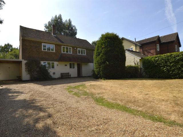 Flanchford Road, Surrey RH2 4 bed detached house to rent £2,995 pcm £691 pw