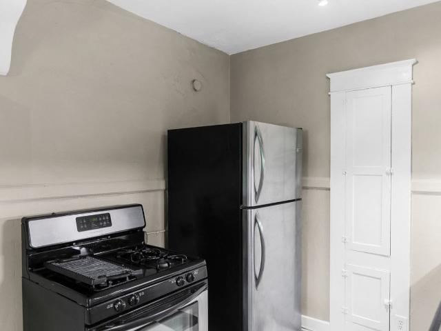Flanagan Flats 1 Bedroom Apartment for Rent at 633 Idlewild Cir, Birmingham, AL 35205 Glen Iris