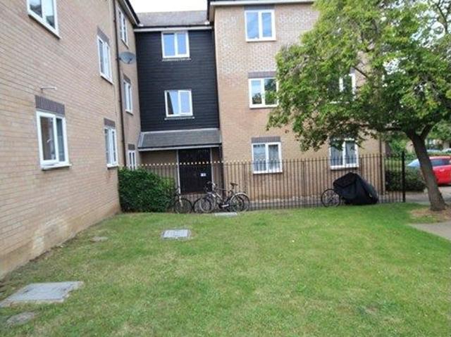 Flanders Field, Colchester CO2, 1 bed flat to rent, £775 pcm | PrimeLocation