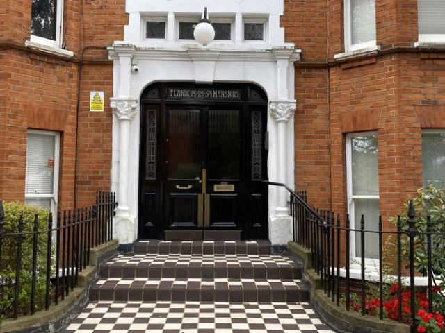 Flanders Road, London W4, 3 bed flat to rent, £3,200 pcm | PrimeLocation