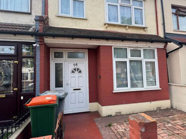 Flanders Road, London E6, 4 bed terraced house to rent, £2,750 pcm | PrimeLocation