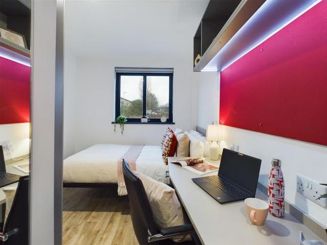 Fletchamstead Highway, Coventry CV4, 1 bed flat to rent, £780 pcm | PrimeLocation