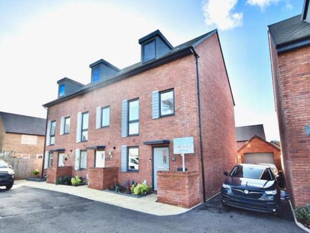 Fletcher Road, Yate, 3 Bedroom End