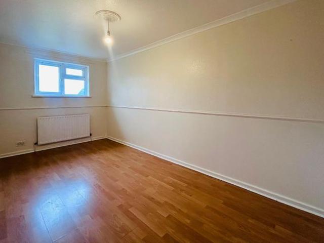 Fletching Close, Brighton BN2, 3 bedroom property to rent 69988772 | PrimeLocation