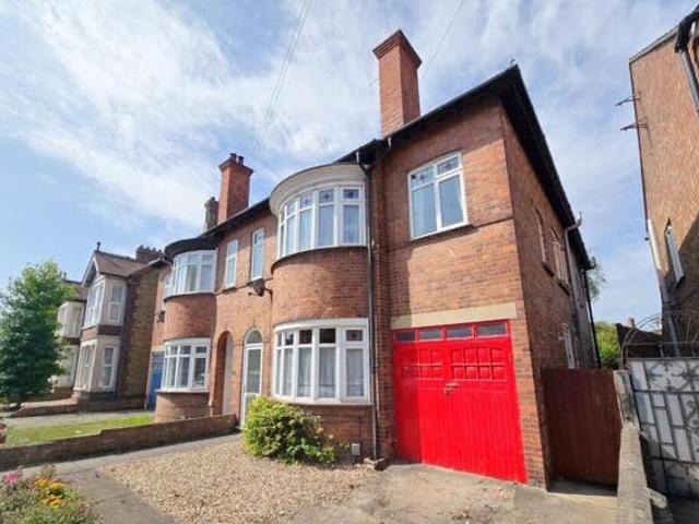 Fletton Avenue, Peterborough, 4 Bedroom Semi detached