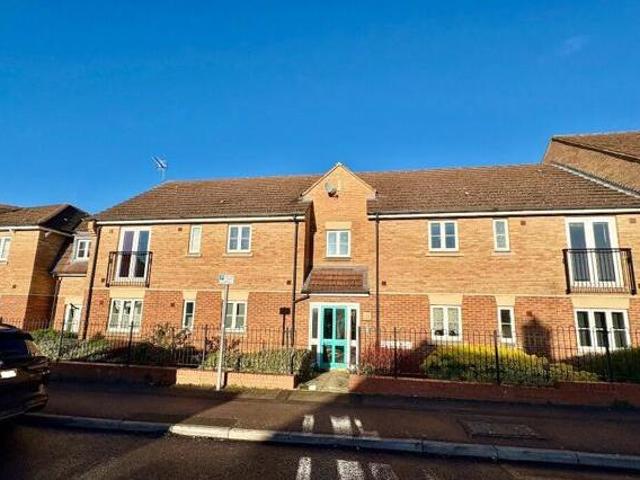 Fletton, Queens Walk, Peterborough, 2 Bedroom Flat