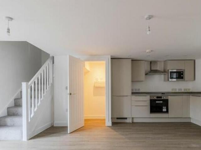Fleur De Lys, Pucklechurch, 2 Bedroom End
