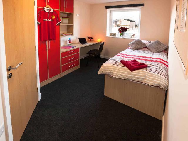 Flewitt House, Nottingham Student Accommodation | Amber