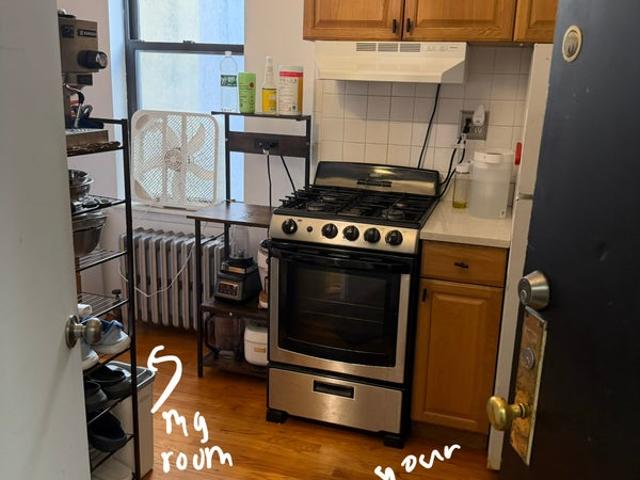 Flex room in a 1 bd apartment in the East Village