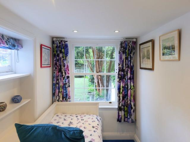 Flexible Short Let | Elegant Chelsea Townhouse with Private Garden | Paultons Square SW3