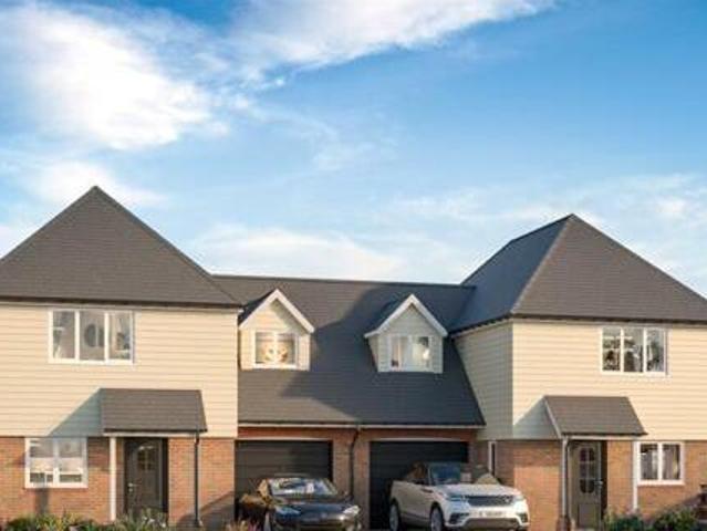 Fleet House, Upnor Road, 3 Bedroom Semi detached
