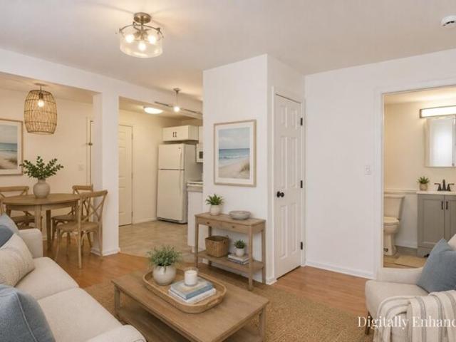 Fleet St Apt, Portsmouth, Condo For Sale