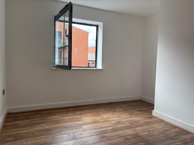 Fleet Street, Birmingham B3, 2 bed flat to rent, £1,400 pcm | PrimeLocation