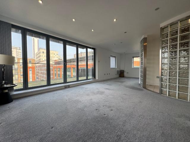 Fleet Street, Birmingham B3, 2 bed flat to rent, £2,000 pcm | PrimeLocation