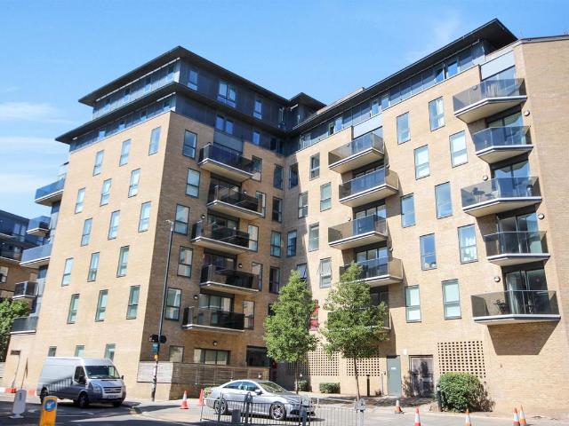 Fleet Street, Brighton BN1, 1 bed flat to rent, £1,700 pcm | PrimeLocation
