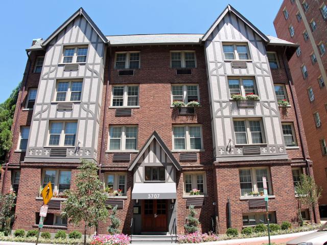 Fleetwood Apartments