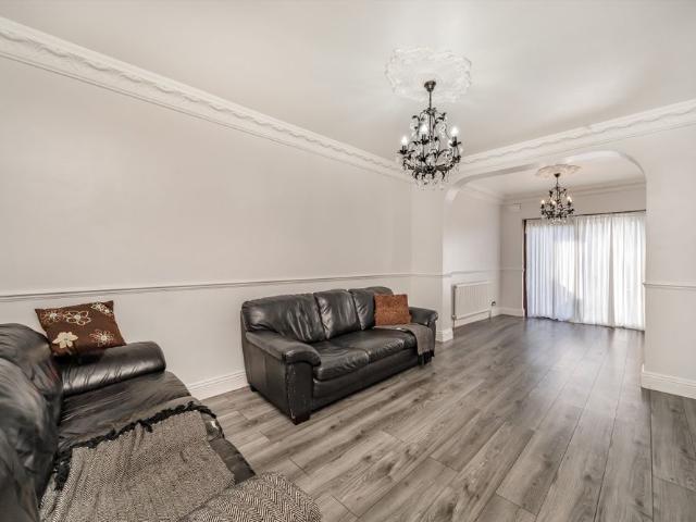 Fleetwood Road, Willesden, NW10, London
