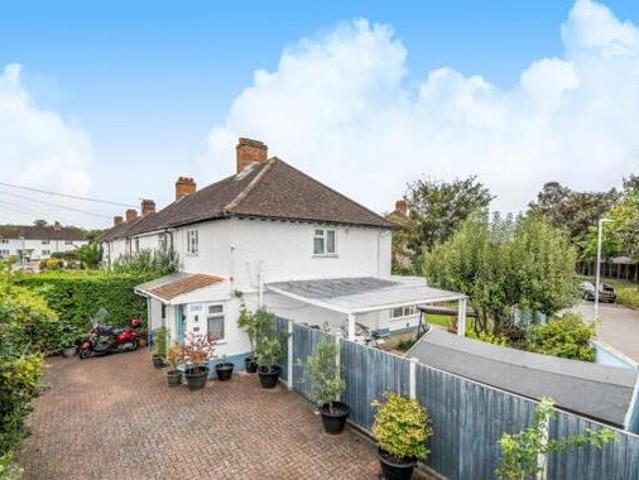 Fleetwood Road, Kingston Upon Thames, 3 Bedroom End