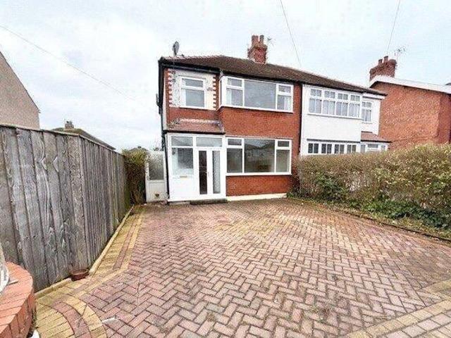 Fleetwood Road North, Thornton cleveleys, 3 Bedroom Semi detached