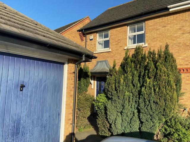 Fleming Road, Chafford Hundred 2 bed semi detached house to rent £1,595 pcm £368 pw