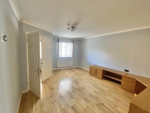 Fleming Road Chafford, Property for rent