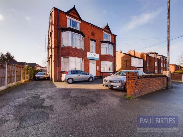 Flixton Road, Urmston, Trafford M41, Studio to rent, £700 pcm | PrimeLocation